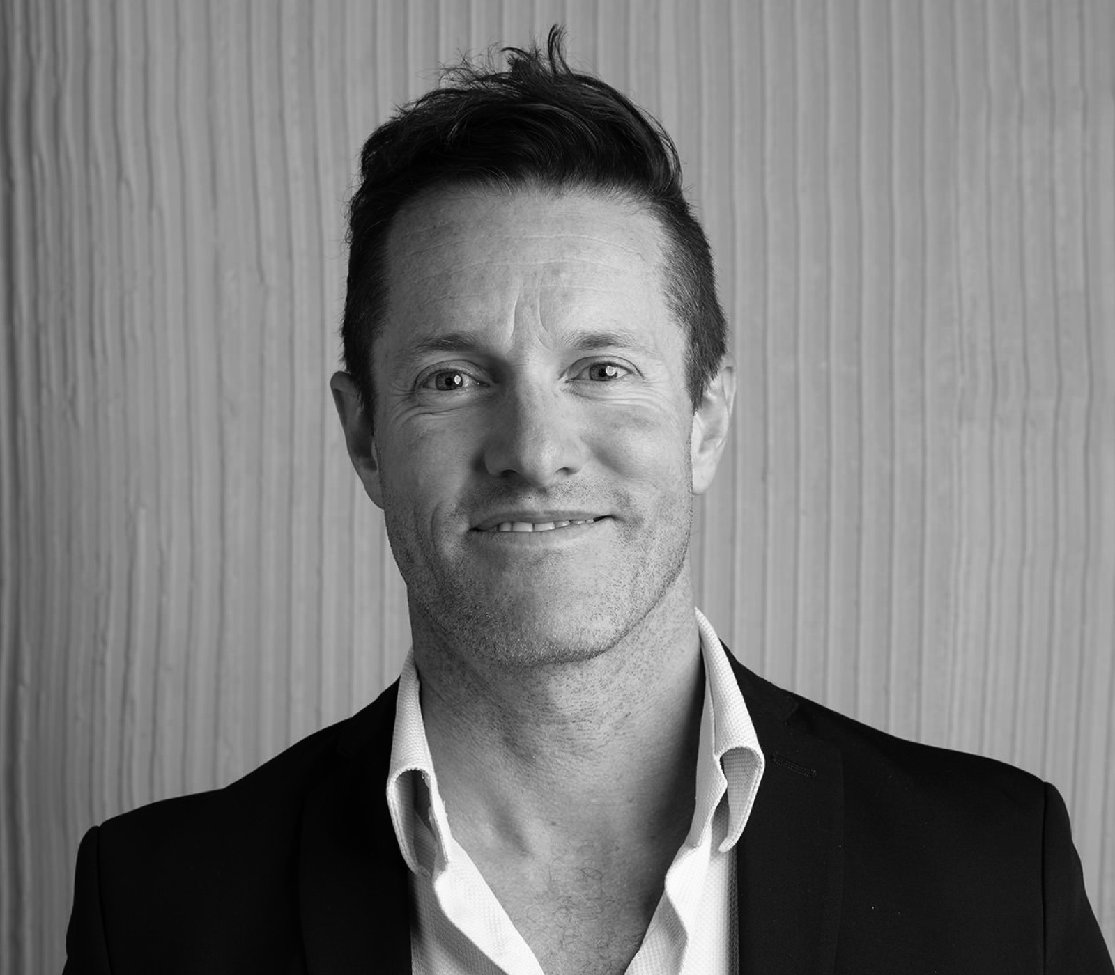 Adele Locke at The Zephyr - Webb & Brown-Neaves